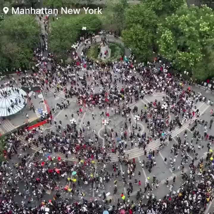 Shared post - Twitch Streamer Causes A MASSIVE Riot In Manhattan New ...